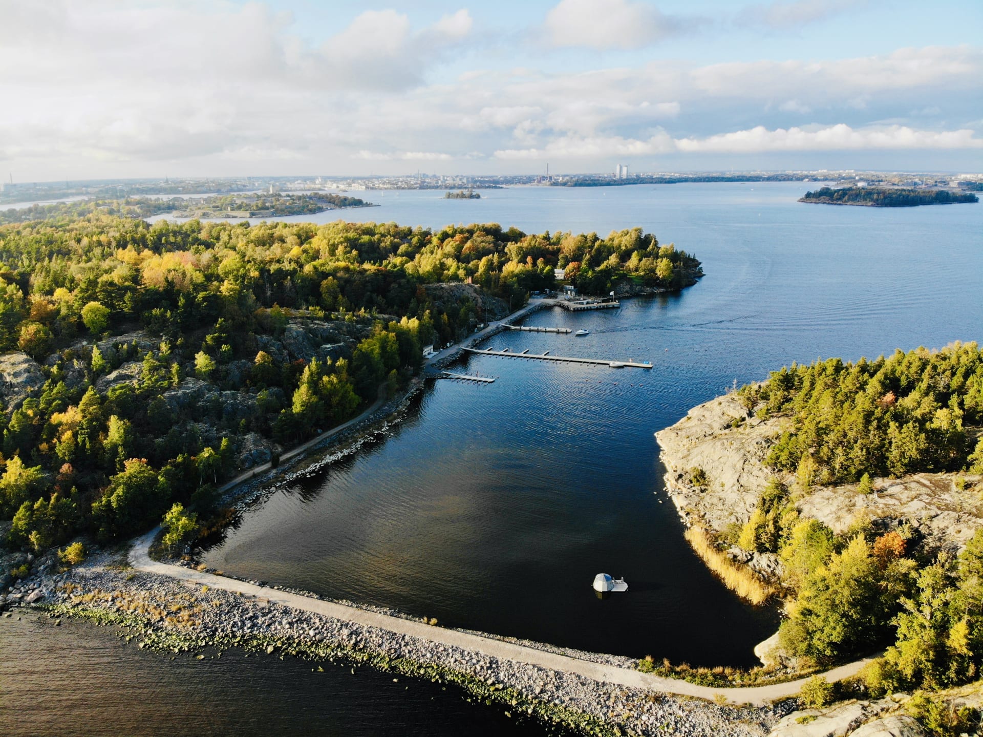 Archipelago Igloos, Accomodation Experience in Glass Igloo | Visit Finland