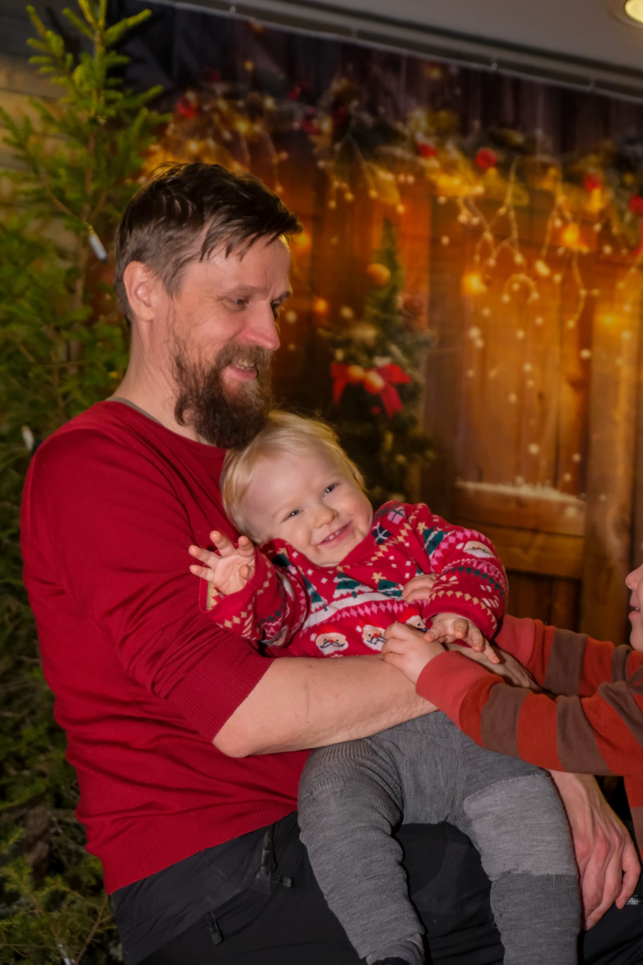 Meet Santa Claus at the Arctic Circle | Visit Finland