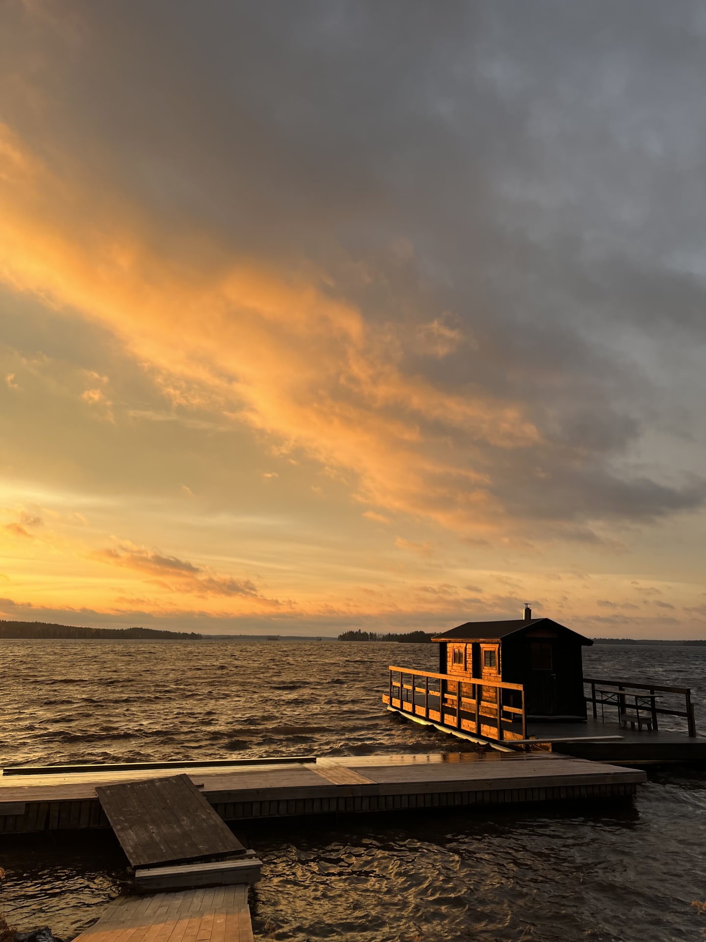 Autumn Aurora package in Apukka Resort, Rovaniemi, Lapland 3+ nights ...